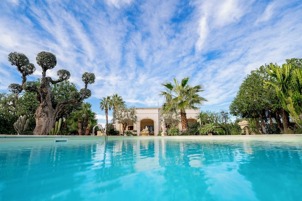 Suite-Estúdio Júnior | Vista para o jardim