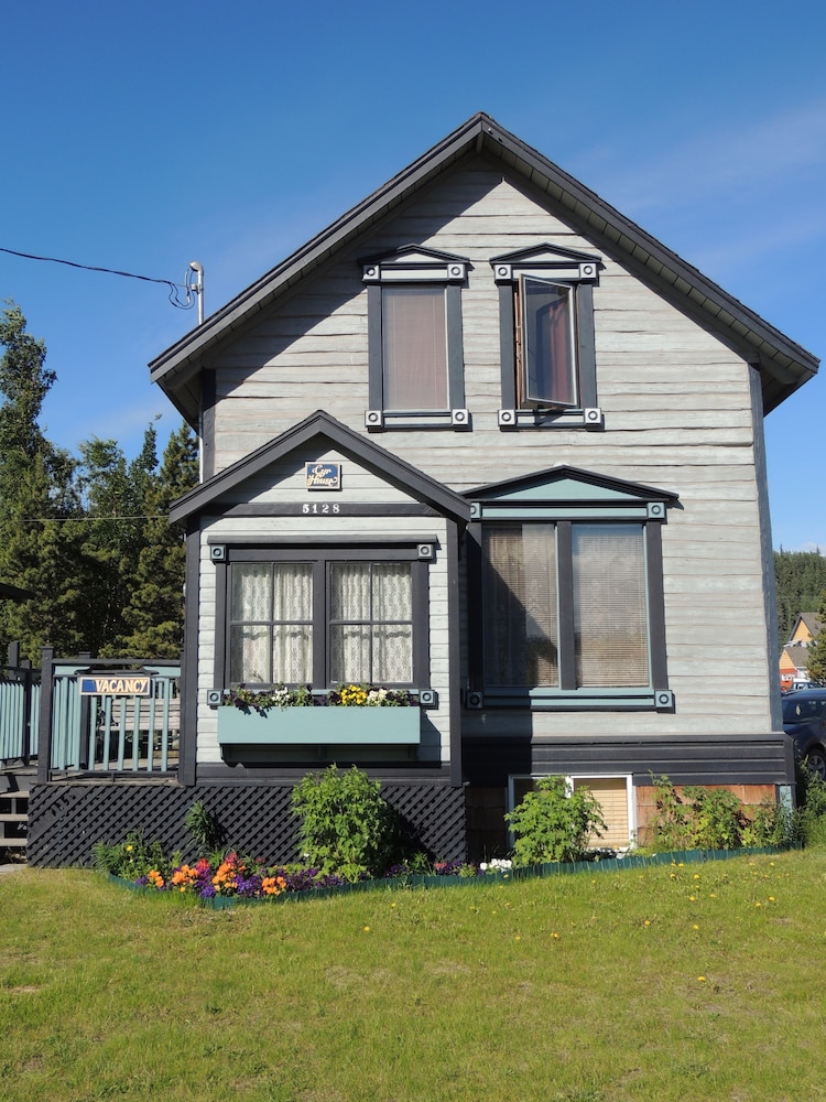 Historical Guest House - Yukon