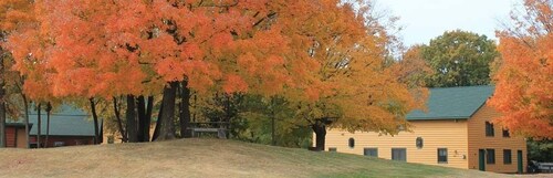 Mcquoid's Inn And Event Center - Mille Lacs County