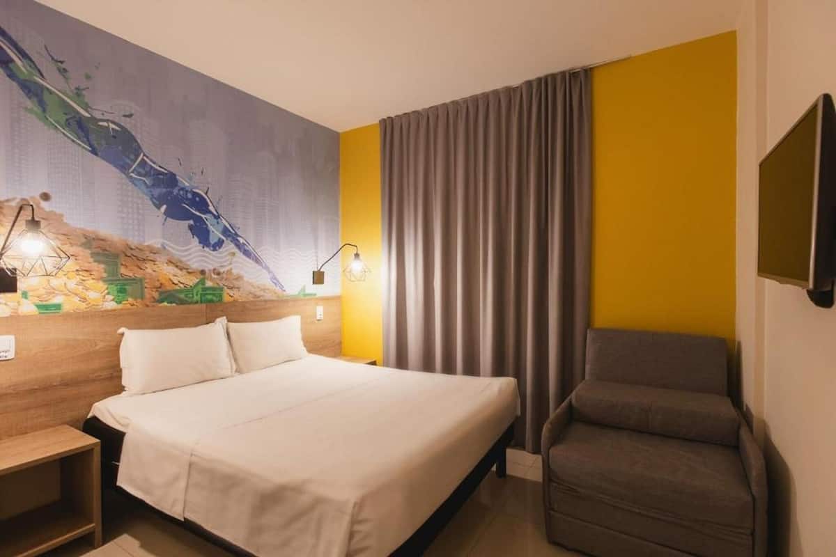Minibar, secretária, cortinas/cortinados opacos, quartos insonorizados