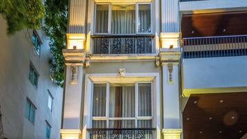 Quarto casal ou duplo luxo | Terraço/pátio