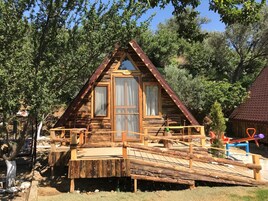 Bangalô standard, 1 cama de casal, vista para a montanha, no jardim | Terraço/pátio