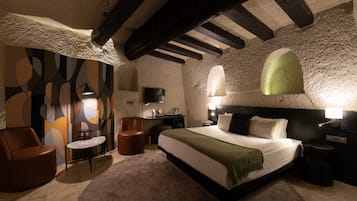 Cave Room | 1 quarto, frigobar, cofres nos quartos, individualmente decorados
