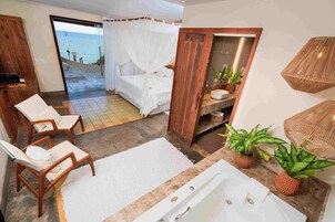 Seafront Premium Suite | Frigobar, cortinas blackout, Wi-Fi de cortesia