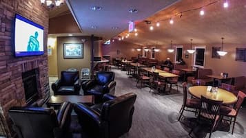 Pequenos-almoços, almoços e jantares servidos