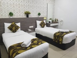 Cofre no quarto, secretária, Wi-fi grátis, acesso para cadeira de rodas 