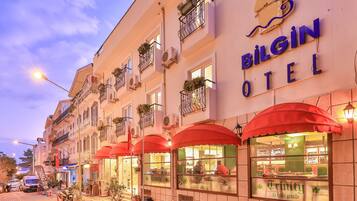 Fachada da propriedade