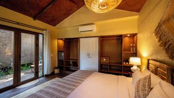 Garden View Cottage | Roupas de cama premium, camas Select Comfort, cofres nos quartos