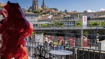 2 bares/lounges, este bar no terraço do hotel