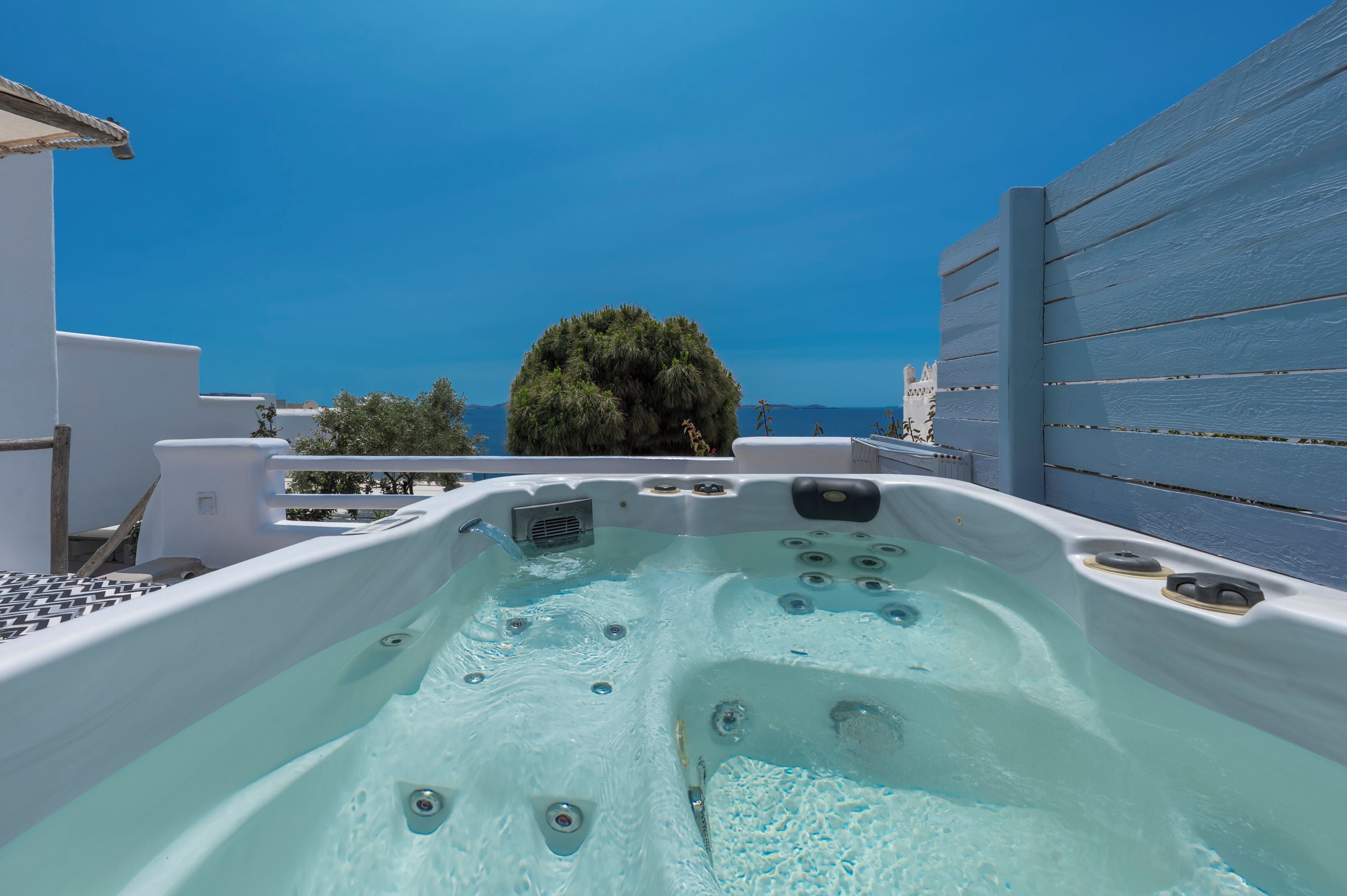 Duplex Suite Sea View with Hot Tub | Vista do quarto