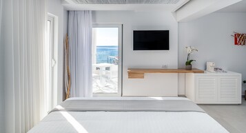 Junior Suite, Sea View with Outdoor Jacuzzi | Vista do quarto