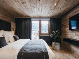 Quarto Superior (II) | Roupa de alta qualidade, cofre no quarto, Wi-fi grátis 