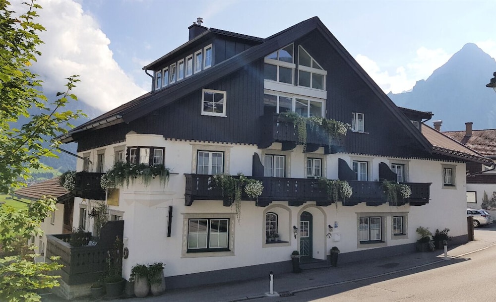 Haus Montana - Lermoos