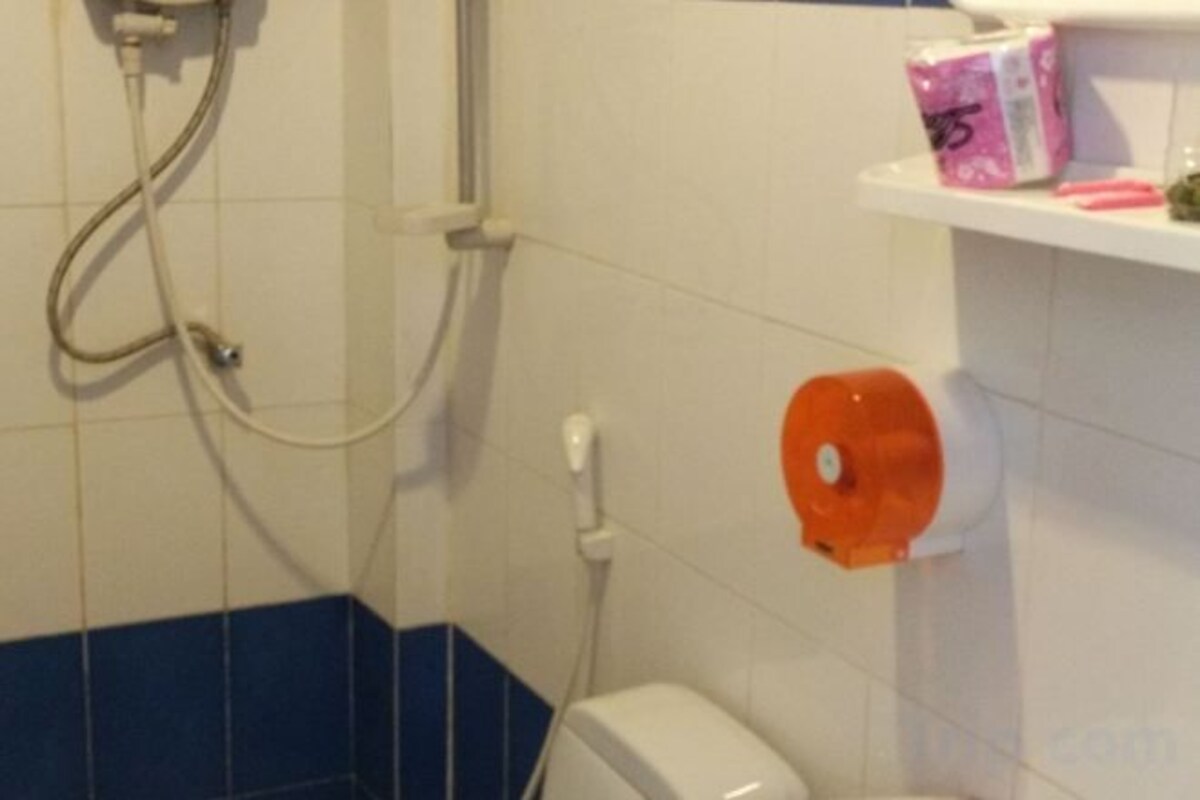 Casa de banho | Um polibã, um secador de cabelo (mediante pedido), toalhas fornecidas