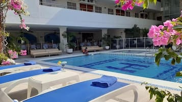 Piscina exterior