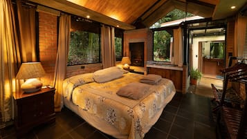 Suite | Ferro/tábua de engomar, Wi-fi grátis, roupa de cama fornecida