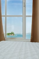 Quarto Standard, vista para o lago | Roupa de alta qualidade, cofre no quarto, cortinas/cortinados opacos 