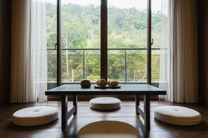 Suite Premier, 1 cama queen-size | Vista do quarto