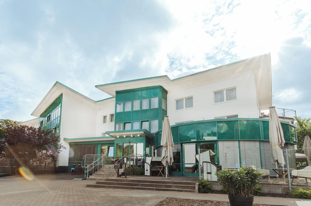 Parkhotel Iv Jahreszeiten Kühlungsborn - Kühlungsborn