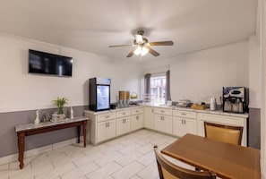 Pequeno-almoço continental diário incluído