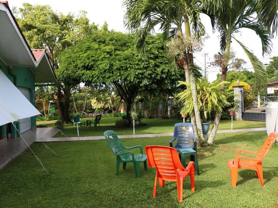 Quarto Duplo, vista para o jardim | Terrenos do alojamento