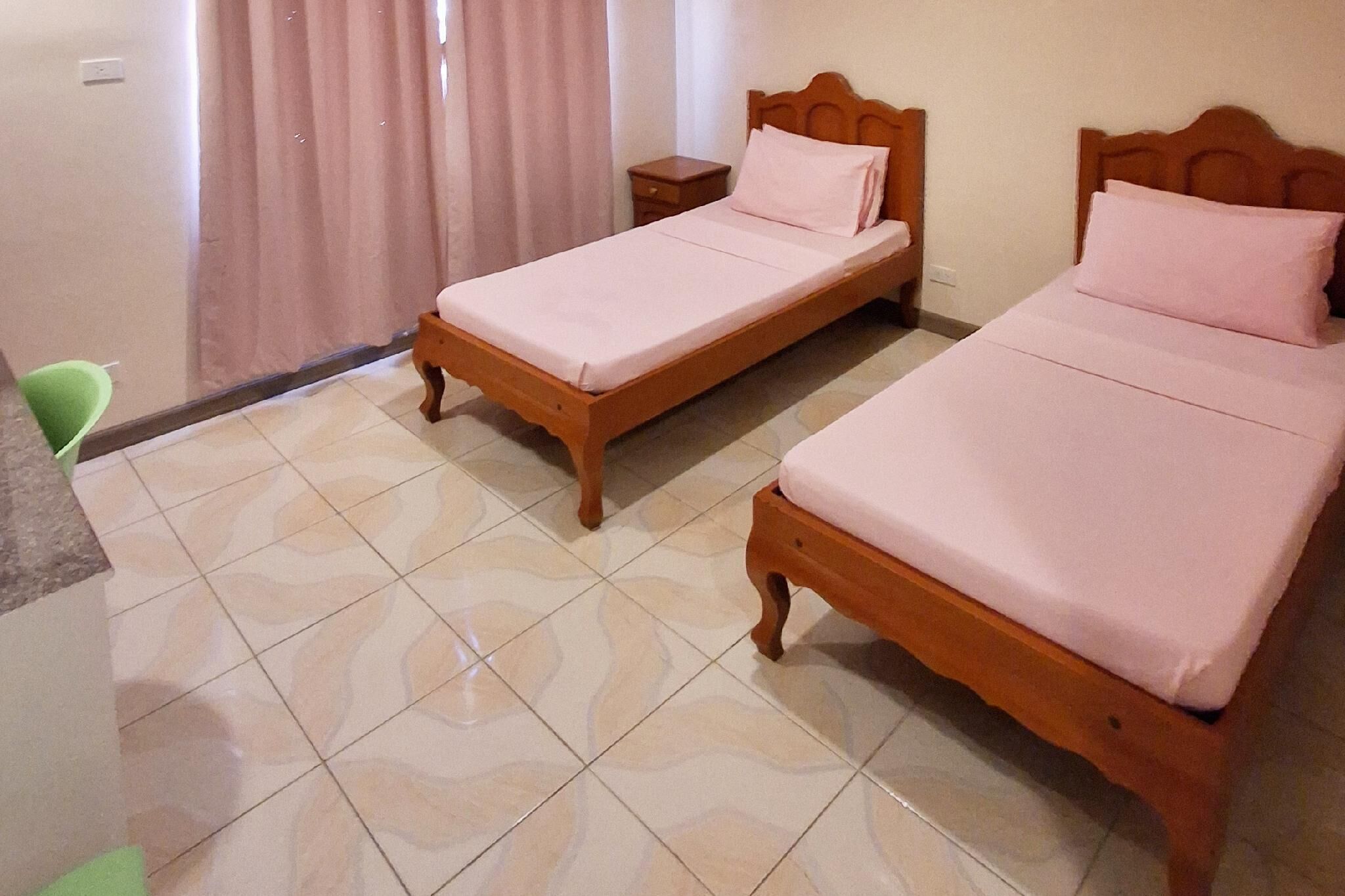 Quarto Twin Deluxe | Camas desdobráveis, Wi-fi grátis 