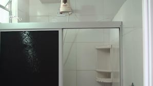 Duche na casa de banho