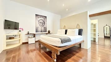 Grand Deluxe Room with Terrace | Terraço/pátio interior