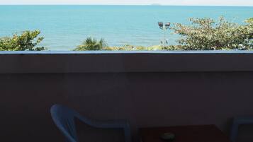 Superior Seaview | Sacada
