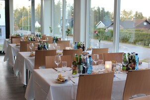 Pequenos-almoços e jantares servidos, incluindo cozinha escandinava 