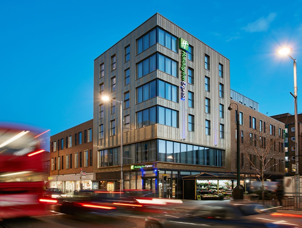 Holiday Inn Express London - Ealing By Ihg - London