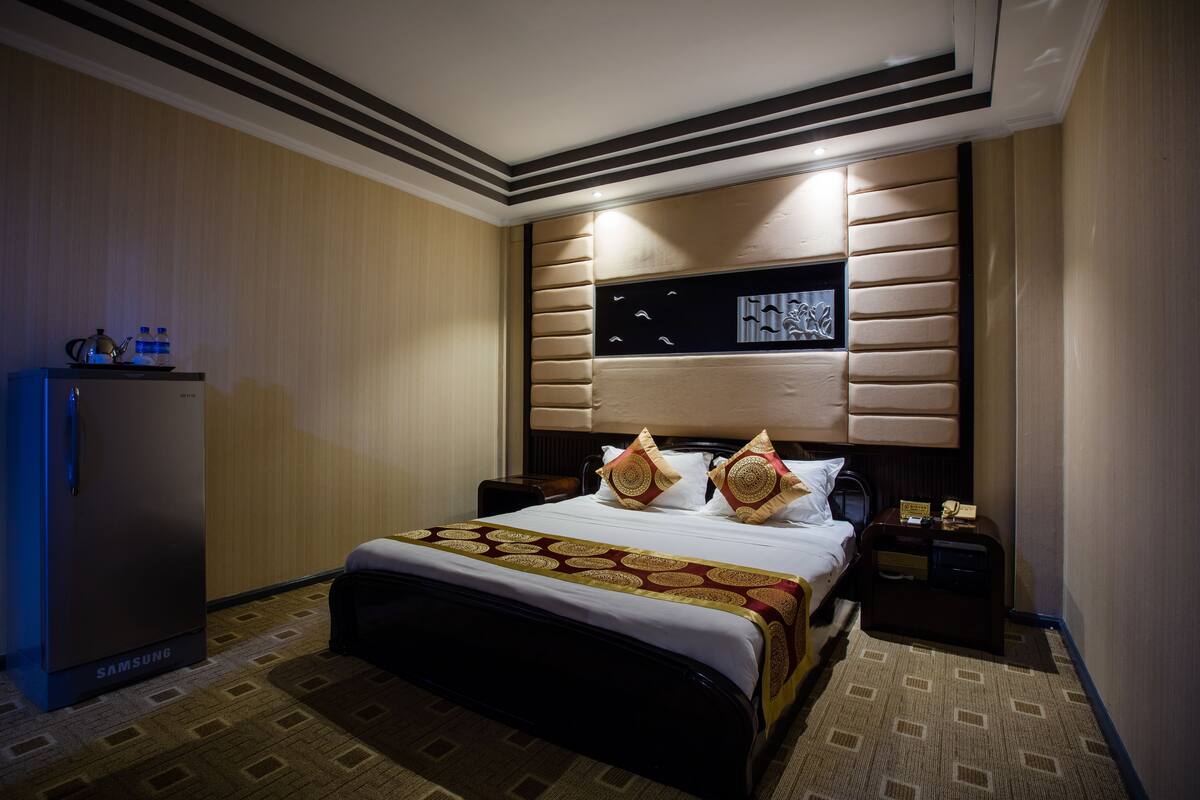 Quarto Executivo | Minibar, cofre no quarto, secretária, quartos insonorizados