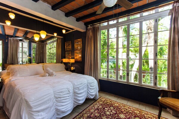 Garlands Del Rio Riverside Boutique Hotel - Puerto Vallarta