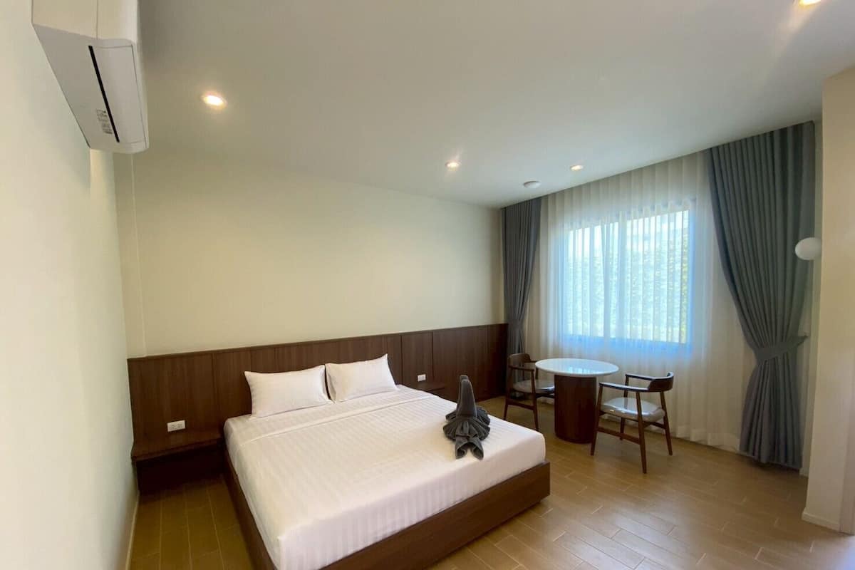 Quarto standard | Cofres nos quartos, escrivaninha, camas extras/dobráveis (sobretaxa)