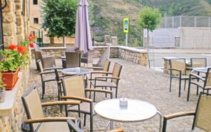 Pequenos-almoços, almoços e jantares servidos