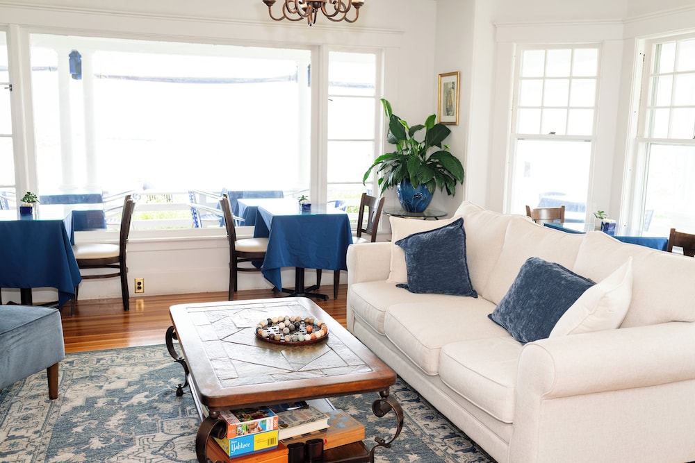 Terrace By The Sea - Wells, ME