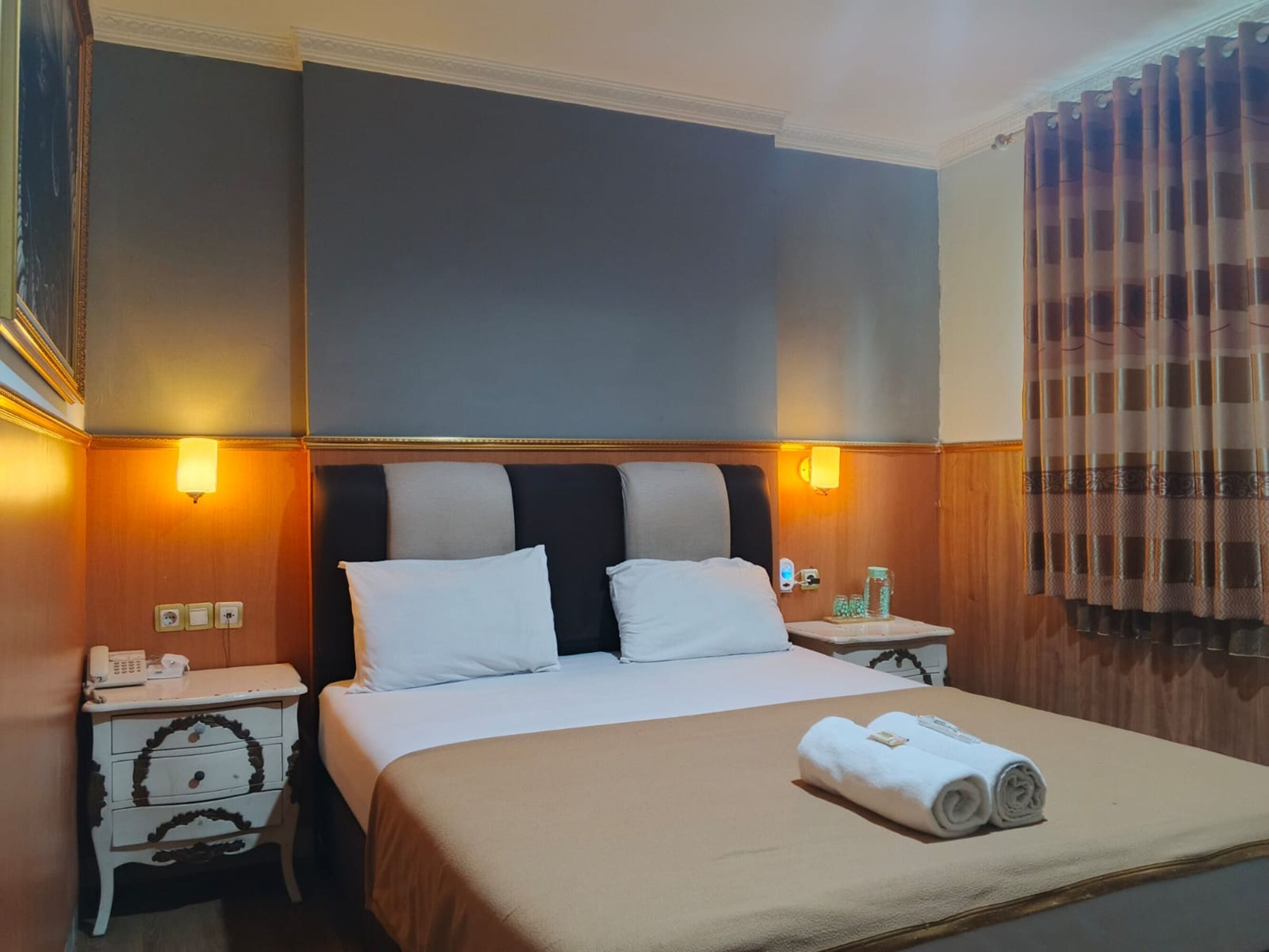 Quarto standard, 1 quarto | Cofres nos quartos, escrivaninha