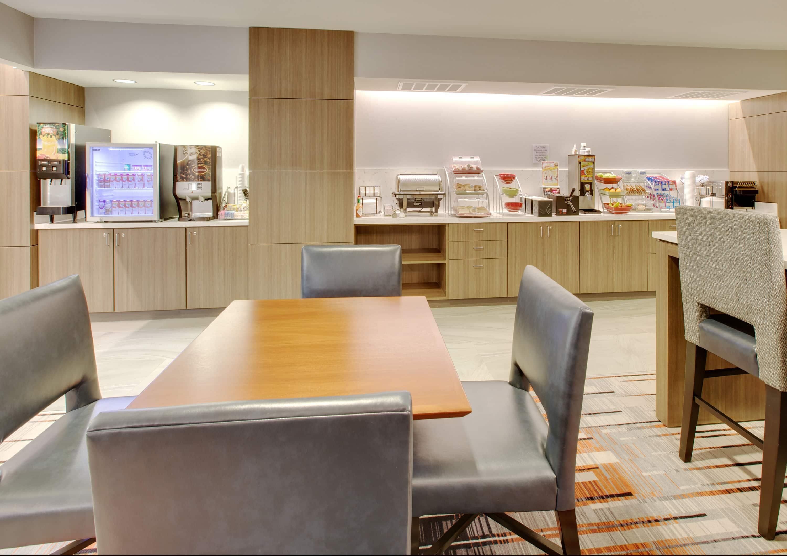 Pequeno-almoço tipo buffet diário incluído 