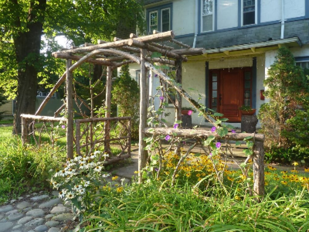 Morning Glory B N B Woodstock Ny - Woodstock, NY