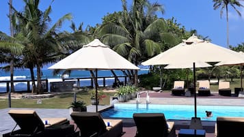 Piscina externa