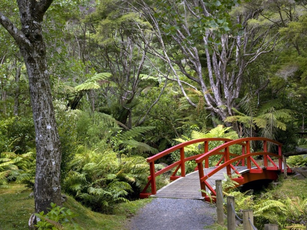 Rapaura Watergardens - Tapu