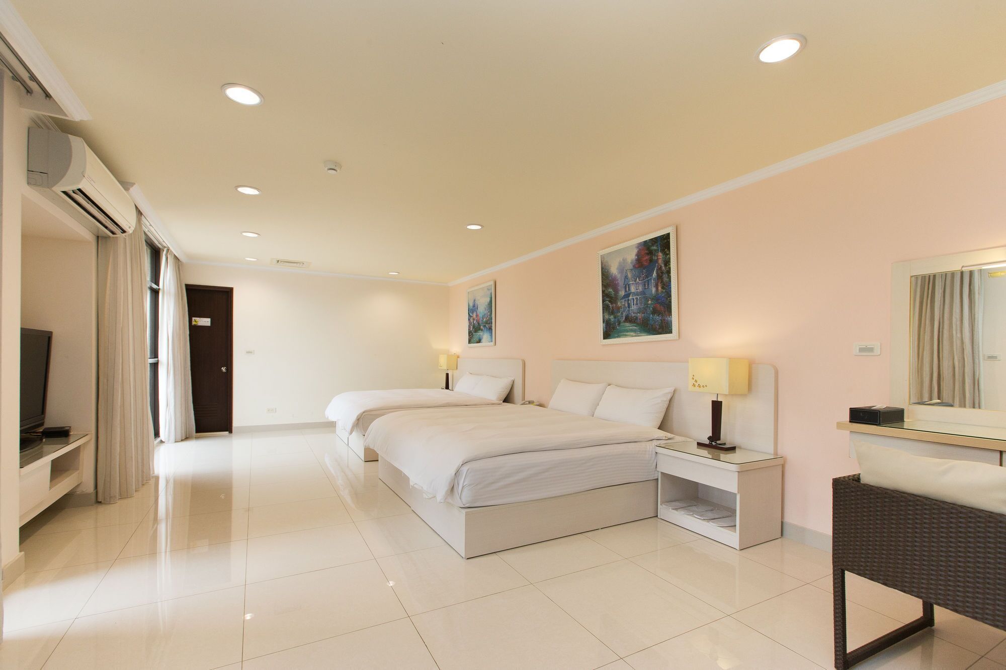 Wi-fi grátis, roupa de cama fornecida 