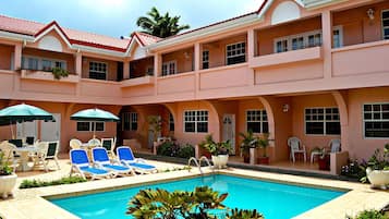 Piscina exterior