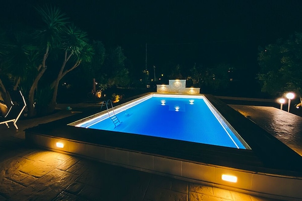 Piscina exterior sazonal