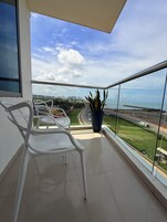 Suíte romântica, 1 cama de casal, vista para o oceano | Vista do quarto