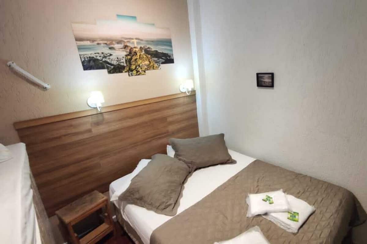 Quarto casal standard | Wi-Fi de cortesia, roupa de cama