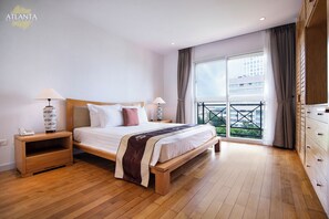 Apartamento Superior, 1 quarto, casa de banho privativa, Vista para a cidade | Vista do quarto