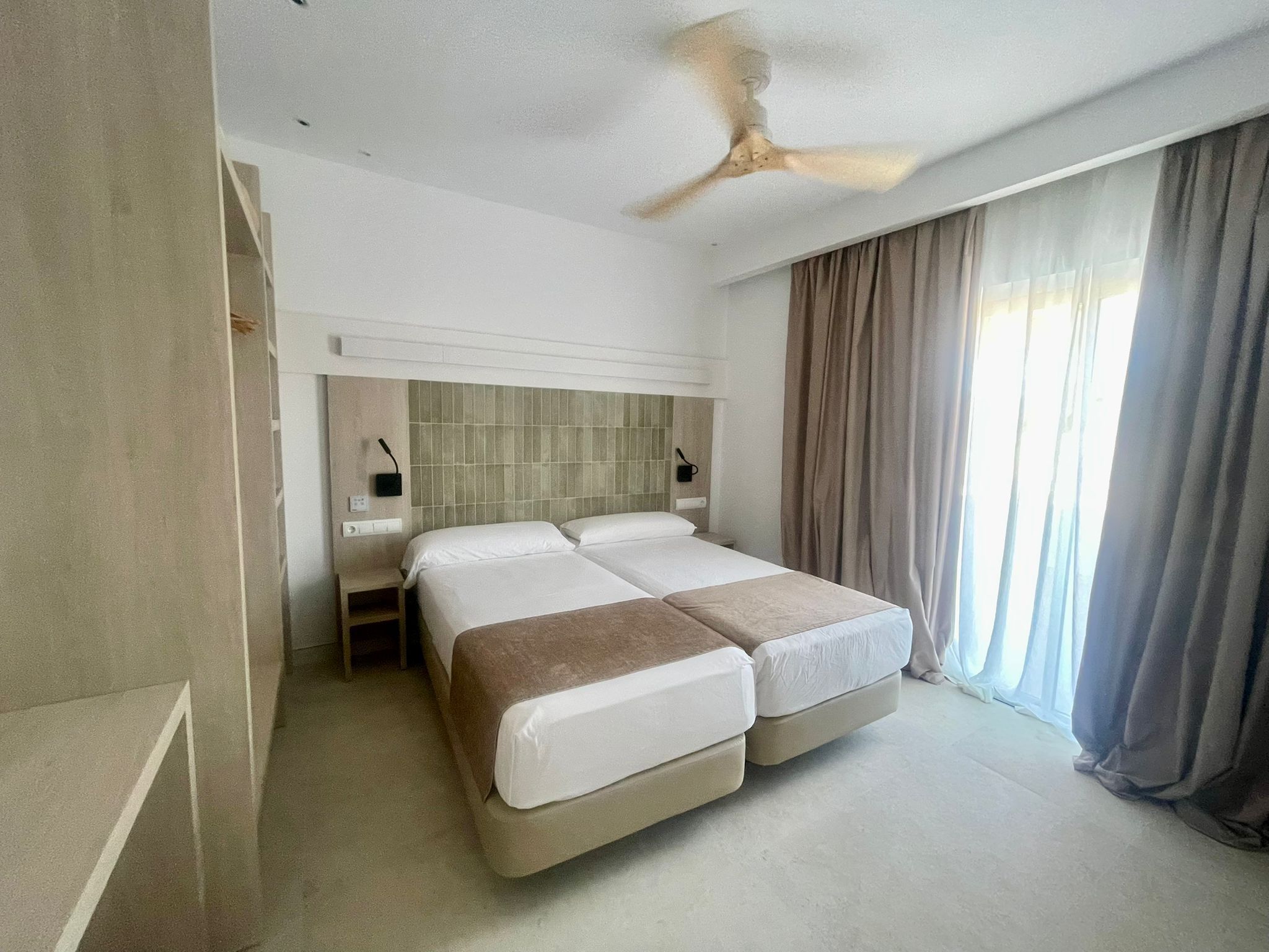 Quarto casal ou duplo, vista para o jardim | Cofres nos quartos, Wi-Fi de cortesia, roupa de cama