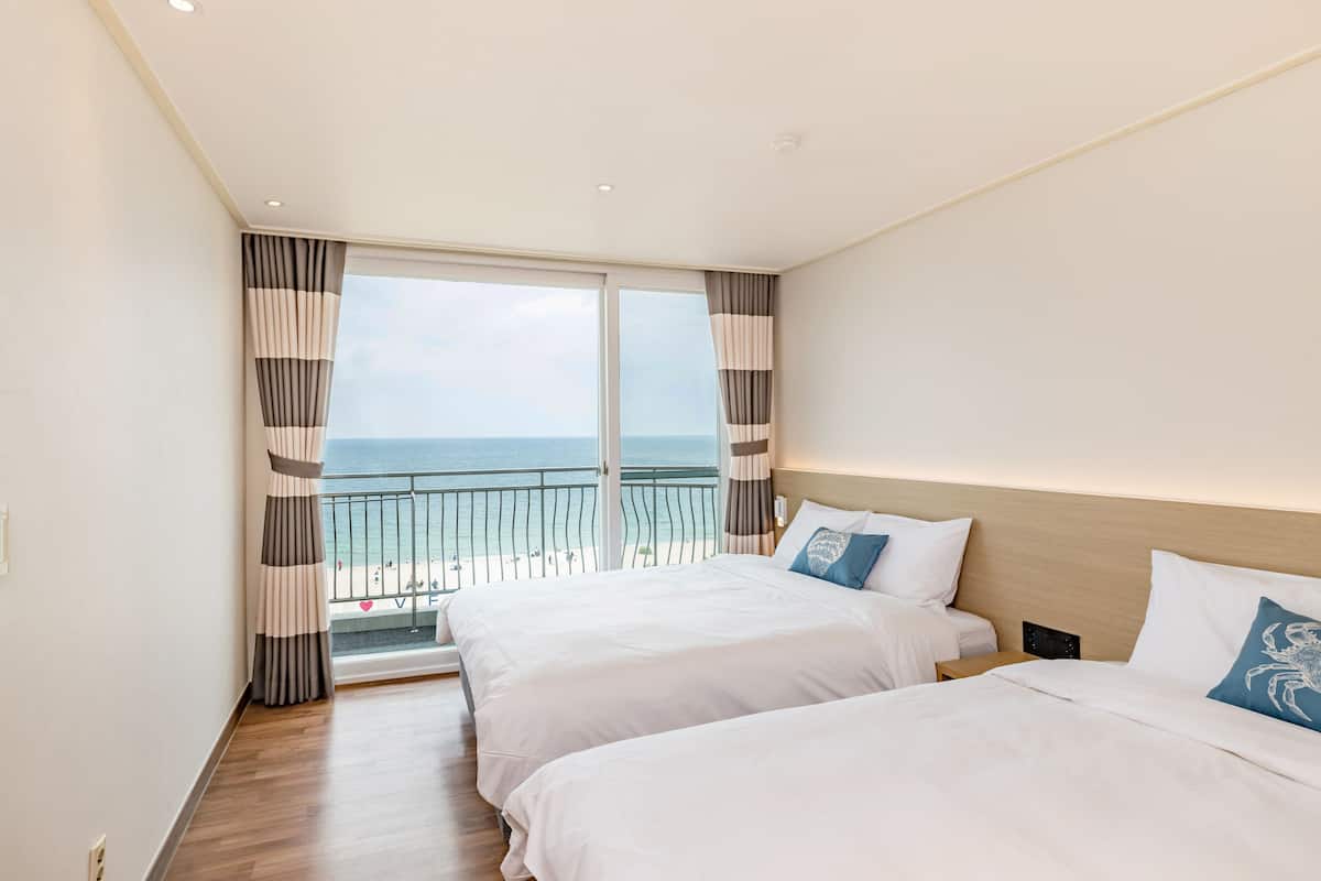 Quarto Deluxe, vista para o oceano (K-Deluxe OceanView) | Secretária, cortinas/cortinados opacos, quartos insonorizados 