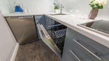 Suite-Estúdio (at 19 Wybrzeze Kosciuszkowskie) | Secretária, quartos insonorizados, ferro/tábua de engomar